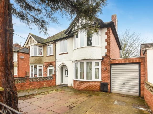 Courtland Road Oxford OX4 3 bed semi detached house to rent £1,900 pcm £438 pw