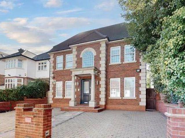 Courtleigh Gardens, Golders Green, NW11 6 bed detached house to rent £7,699 pcm £1,777 pw