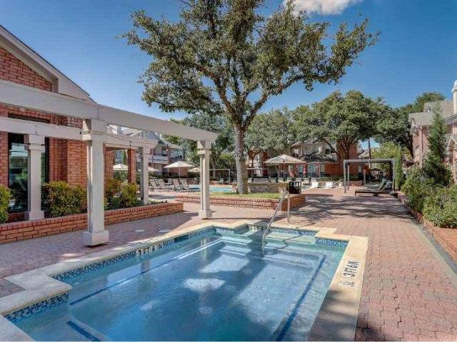 Courts of Bent Tree 3 Bedroom Apartment for Rent at 17250 Knoll Trail Dr, Dallas, TX 75248