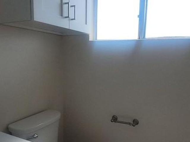 Courtyard Apartments 1 Bedroom Apartment for Rent at 119 S Fahrion Pl, Anaheim, CA 92805 The Colony