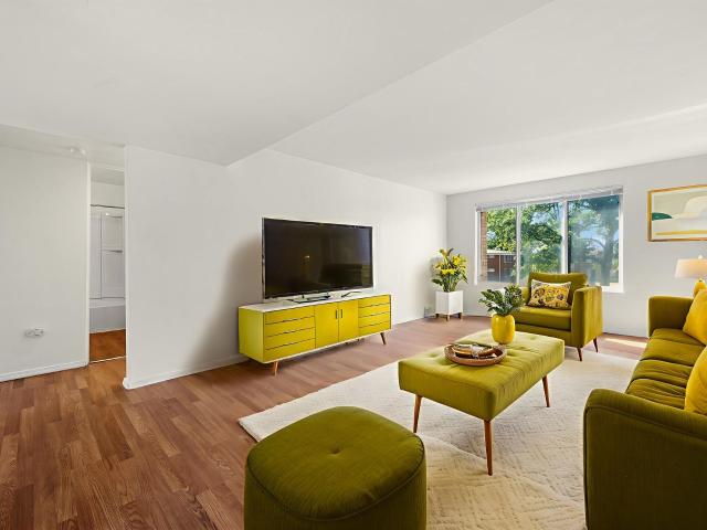 COURTYARD GARDENS APARTMENTS