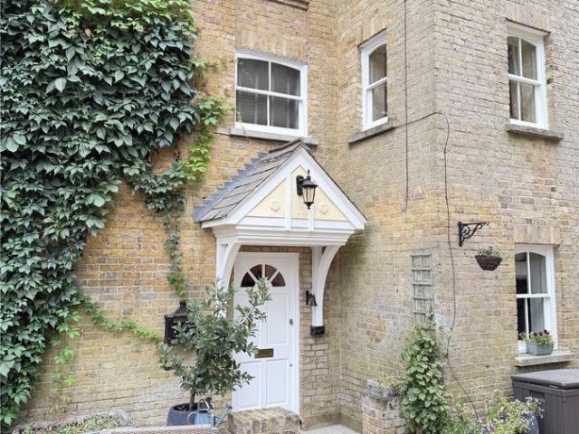 Courtyard Mews, Chapmore End, Ware, Hertfordshire SG12, 4 bed end terrace house to rent, £2,850 pcm | PrimeLocation
