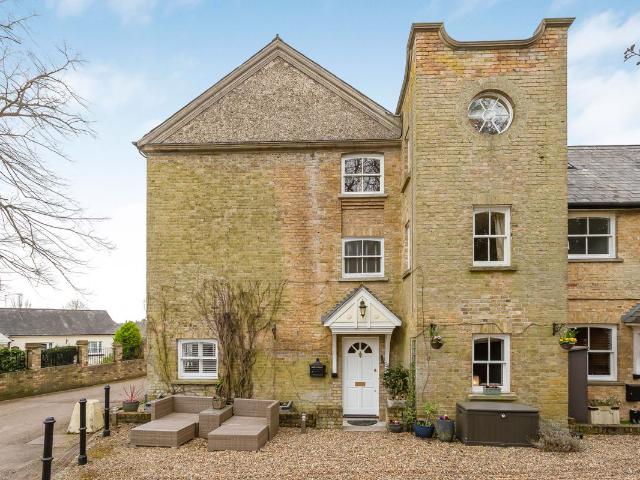 Courtyard Mews, Chapmore End, Ware SG12, 4 bed end terrace house to rent, £2,850 pcm | PrimeLocation
