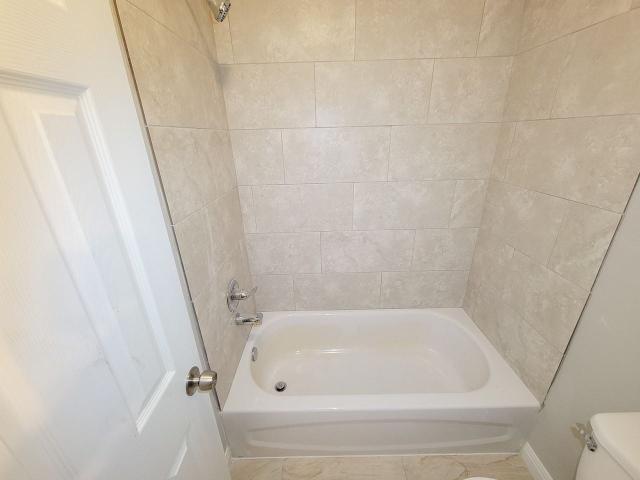 COURTYARD PARK APARTMENTS 2 Bedroom Apartment for Rent at 3206 Lobit Dr, Dickinson, TX 77539