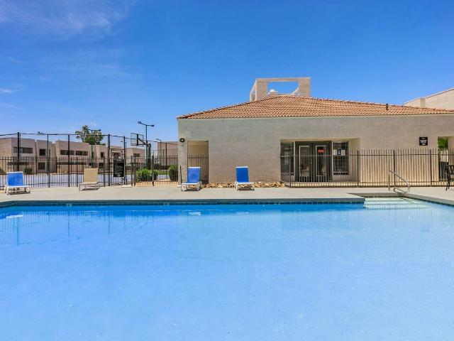 Cove on 44th 1 Bedroom Apartment for Rent at 4030 N 44th Ave, Phoenix, AZ 85031