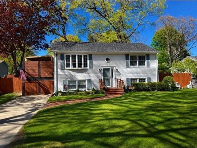Cove Ave, Barrington, Home For Sale