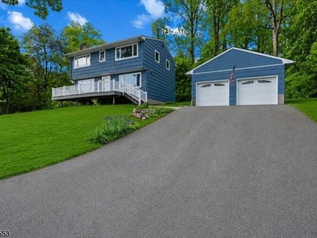 Cove Rd, Hopatcong, Home For Sale