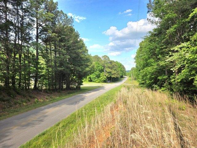 Cove Rd, Steele, AL 35987