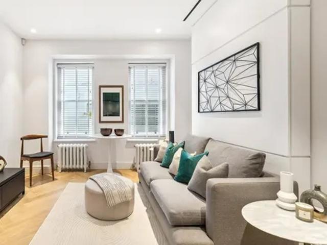 Covent Garden Grind, 42 Maiden Lane, London, WC2E 7LJ, United Kingdom | 1 bed apartment for rent #167212370 | Rentberry