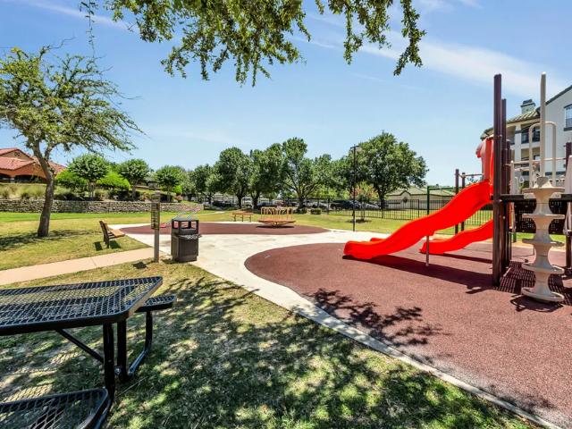 Coventry at Cityview Apartments 2 Bedroom Apartment for Rent at 5200 Bryant Irvin Rd, Fort Worth, TX 76132 City View