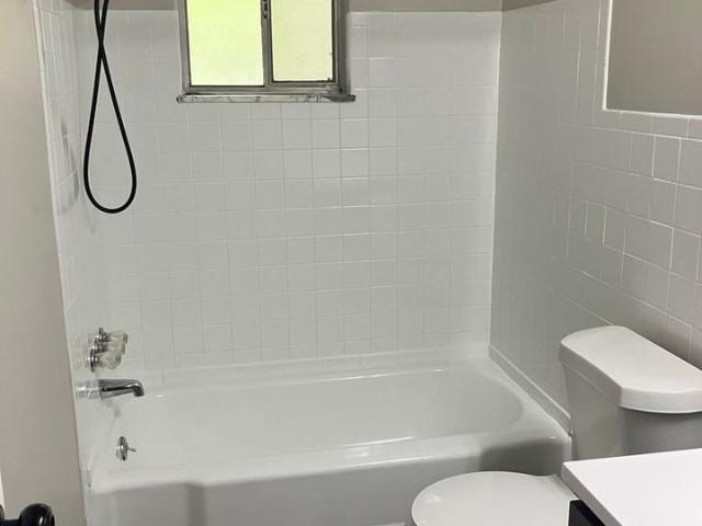 Coventry Court Townhomes 2 Bedroom Home for Rent at 522 Pinegrove Ln, Fort Wayne, IN 46807