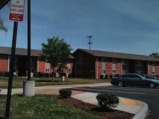 Coventry Gardens Apartments 3 Bedroom Apartment for Rent at 211 Newbridge Cir, Richmond, VA 23223