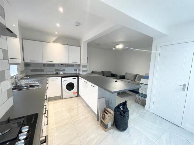 Coventry Road, Beeston NG9, 6 bed semi detached house to rent, £3,259 pcm | PrimeLocation