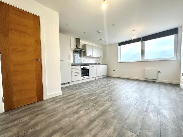 Coventry Road, Birmingham B25, 2 bed flat to rent, £985 pcm | PrimeLocation