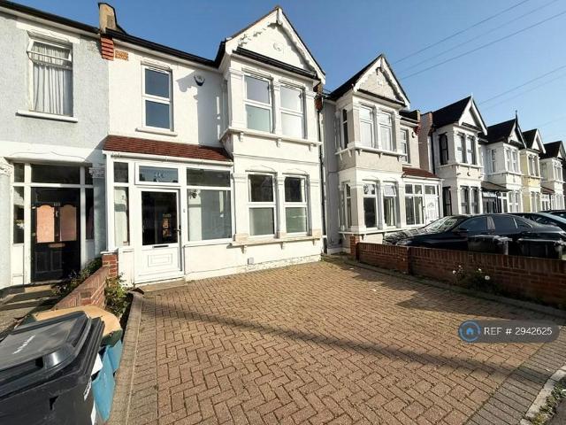 Coventry Road, Ilford, IG1 4 bed terraced house to rent £2,900 pcm £669 pw
