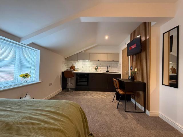 Coventry Road, Warwick, CV34 Studio to rent £1,000 pcm £231 pw