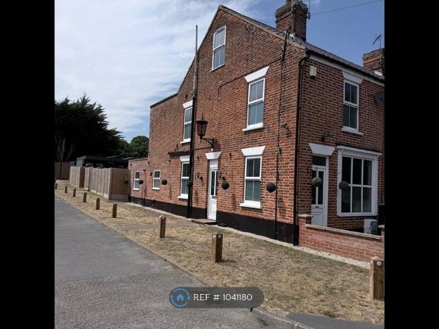Covert Road, Southwold IP18, 3 bed end terrace house to rent, £1,395 pcm | PrimeLocation