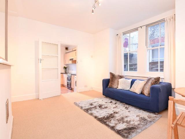 Coverton Road, London SW17, 2 bed flat to rent, £2,400 pcm | PrimeLocation