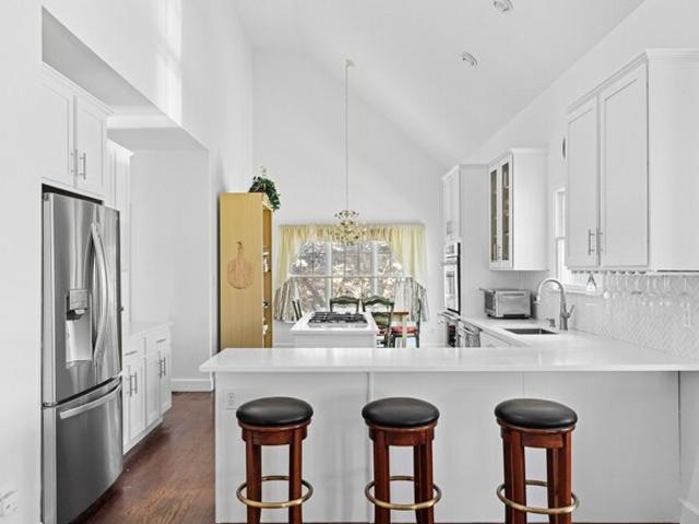 Covey Ct, East Hampton, Home For Sale