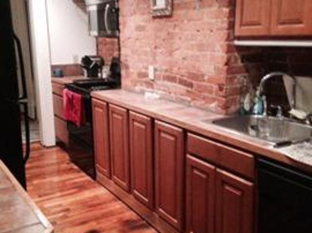Covington Apartment Available Walking Distance to Downtown Cincinnati