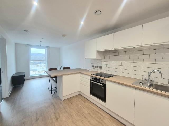 Cow Green, Halifax HX1, 1 bed flat to rent, £950 pcm | PrimeLocation