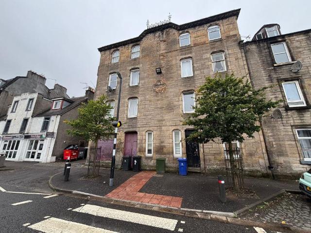 Cowane Street, Stirling Town. 2 bed flat to rent £1,050 pcm £242 pw