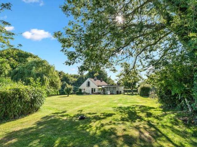 Cowbeech Hill, Cowbeech, 4 Bedroom Detached