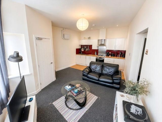 Cowbridge Road East, Ty Pwll Coch House CF5, 2 bed property to rent, £1,100 pcm | PrimeLocation