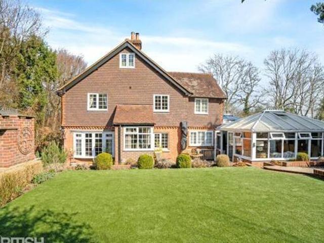 Cowden, Holtye Road, Edenbridge, 3 Bedroom Cottage