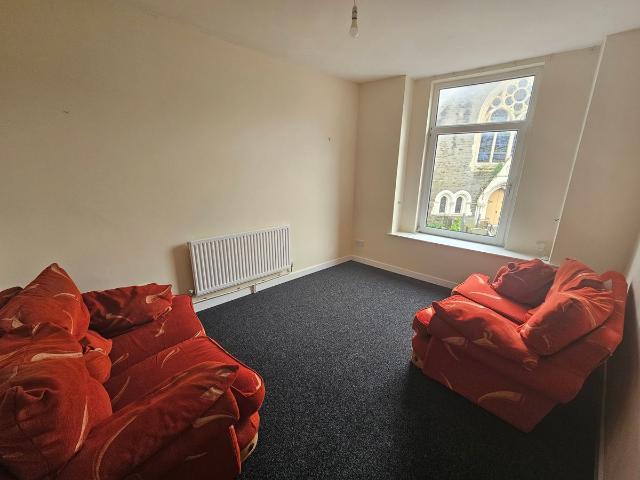 Cowell Street, Llanelli SA15, 2 bed flat to rent, £700 pcm | PrimeLocation