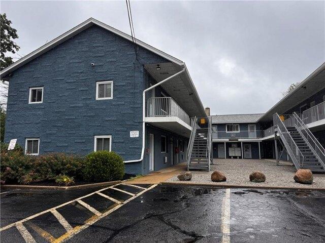 Cowesett Ave Apt,west Warwick, Condo For Sale