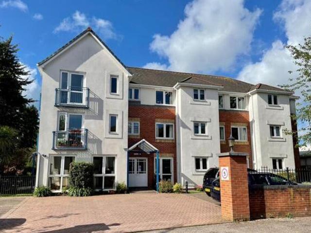 Cowick Street, St.thomas, 1 Bedroom Flat