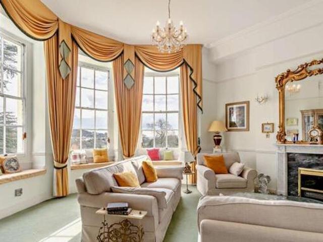 Cowley, Exeter, 2 Bedroom Flat