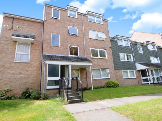 Cowley, Oxford OX4, 2 bed flat to rent, £1,500 pcm | PrimeLocation
