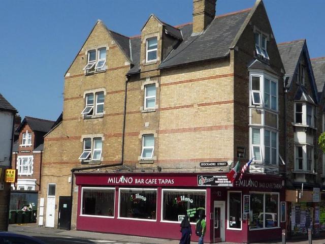 Cowley Road 4 bed flat to rent £3,120 pcm £720 pw