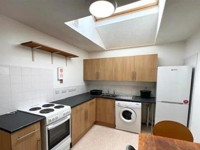 Cowley Road, Cowley, 2 Bedroom Apartment