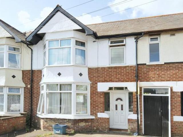 Cowley Road, East Oxford, HMO Ready. 5 bed semi detached house to rent £3,300 pcm £762 pw