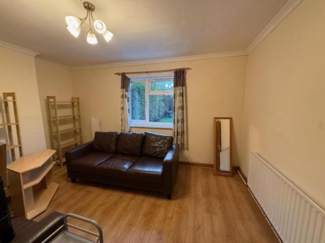 Cowley Road Oxford 5 bed house to rent £2,950 pcm £681 pw