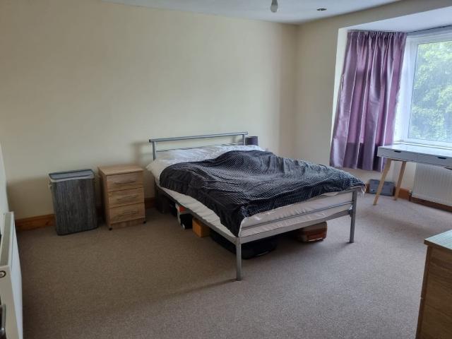 Cowley Road, Oxford OX4, 1 bed flat to rent, £1,375 pcm | PrimeLocation
