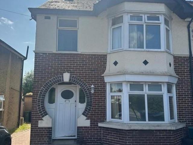 Cowley Road, Oxford, OX4 6 bed house to rent £4,050 pcm £935 pw