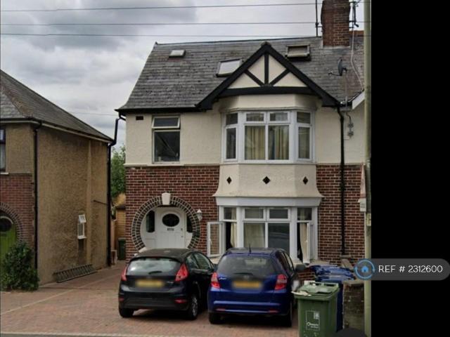 Cowley Road, Oxford, OX4 6 bed semi detached house to rent £4,050 pcm £935 pw
