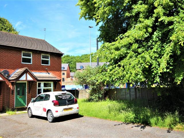 Cowling Street, Salford, Greater Manchester M7, 3 bed semi detached house to rent, £1,250 pcm | PrimeLocation