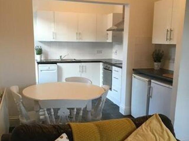 Cowlishaw Road, Sheffield, 2 Bedroom Flat