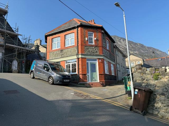 Cowlyd Terrace, Penmaenmawr LL34, 3 bed semi detached house to rent, £895 pcm | PrimeLocation
