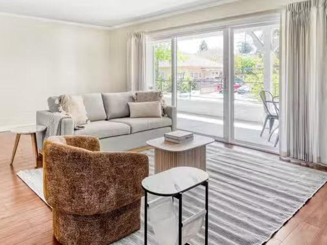 Cowper Apartments, 837 Cowper St, University South 2 Bedroom.