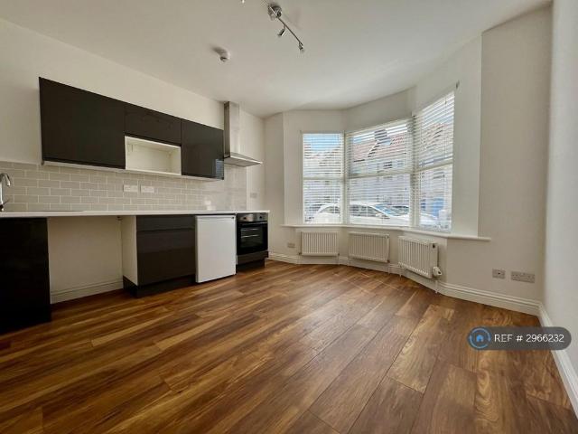 Cowper Street, Hove, BN3 1 bed flat to rent £1,150 pcm £265 pw