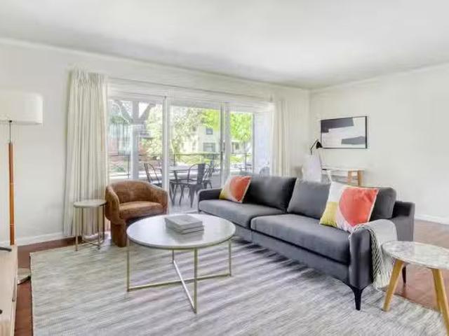 Cowper Street, Palo Alto, CA