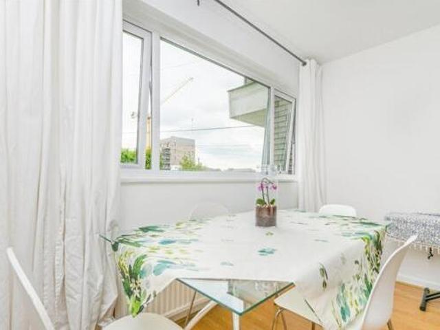 Cowper Place, Roath, 2 Bedroom Flat