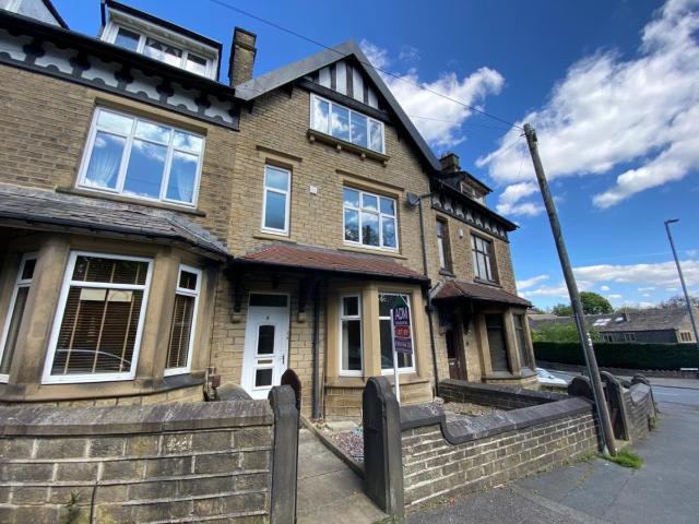 Cowrakes Road, Huddersfield HD3, 3 bed terraced house to rent, £1,050 pcm | PrimeLocation