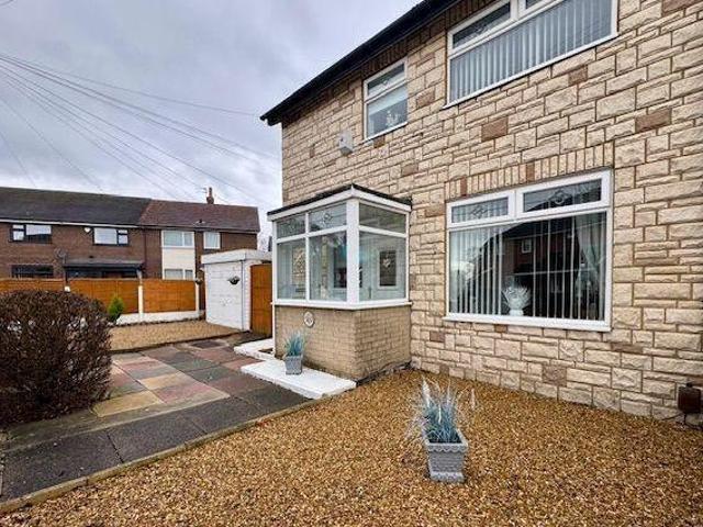 Coxton Road, Woodhouse Park, 2 Bedroom End